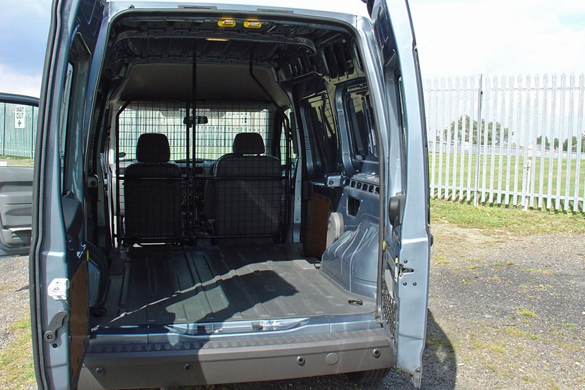 Ford Transit Connect van dimensions (2002-2013), capacity, payload ...