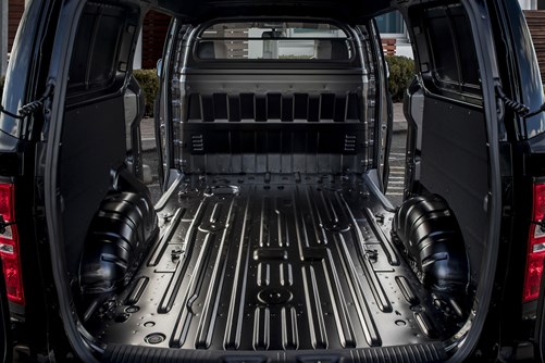 Hyundai iLoad van dimensions (2009-2019), capacity, payload, volume, towing