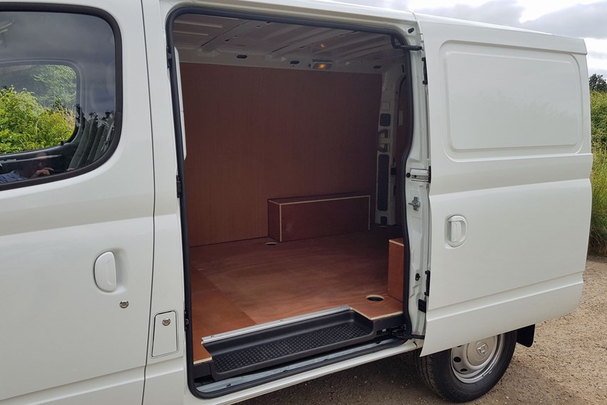 LDV V80 van dimensions (2016-on), capacity, payload, volume, towing