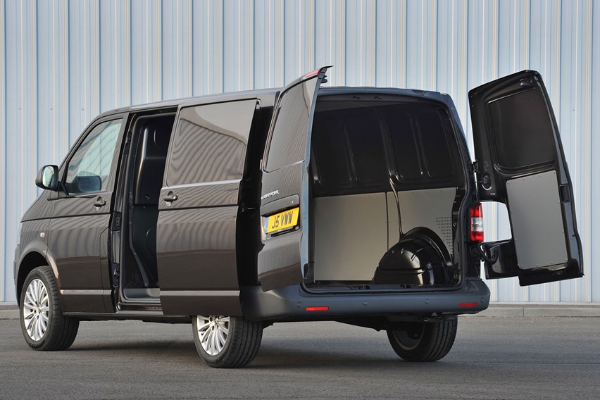 Volkswagen Transporter van dimensions (2010-2015), capacity, payload ...