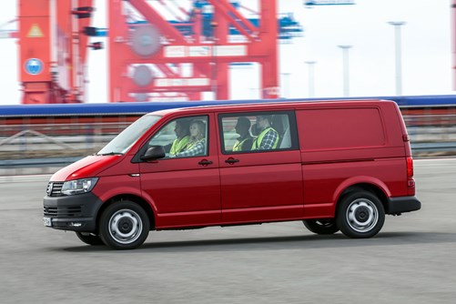 Volkswagen Transporter van dimensions (2015-on), capacity, payload ...