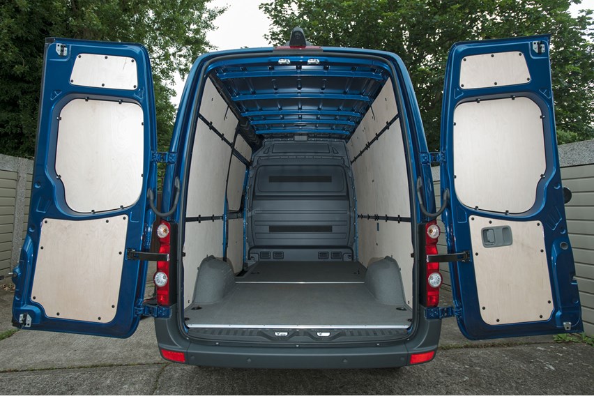 Volkswagen Crafter van dimensions (2011-2016), capacity, payload ...