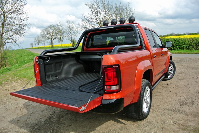 Volkswagen Amarok dimensions (2011-2022)