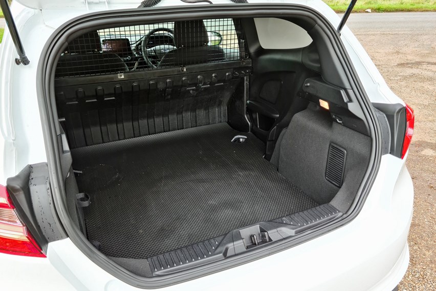 Ford Fiesta Van dimensions (2018-on), capacity, payload, volume, towing