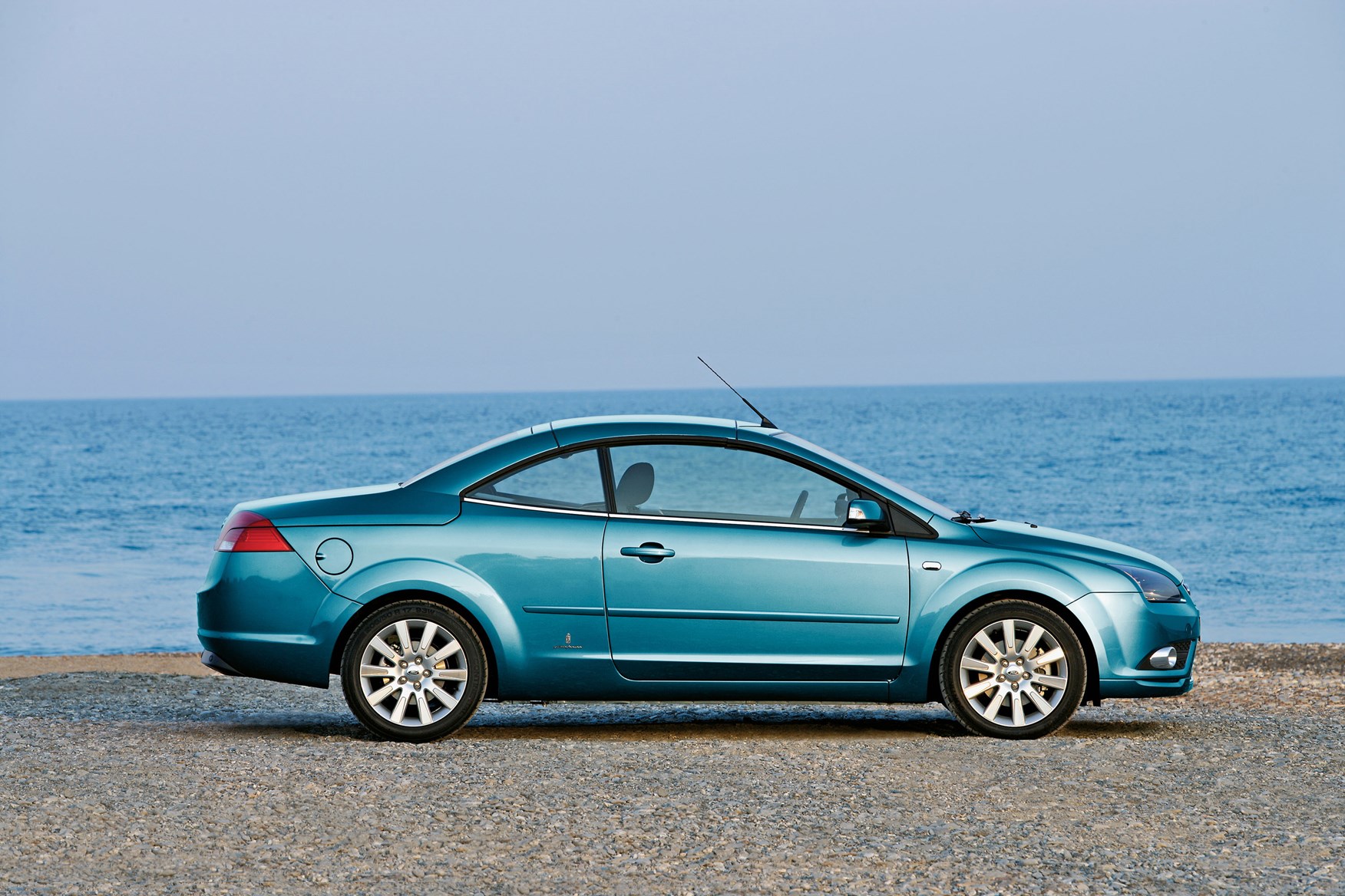Used Ford Focus Coupe Cabriolet (2006 - 2010) Review | Parkers