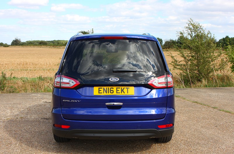 Ford Galaxy (2022) boot space, practicality and safety | Parkers
