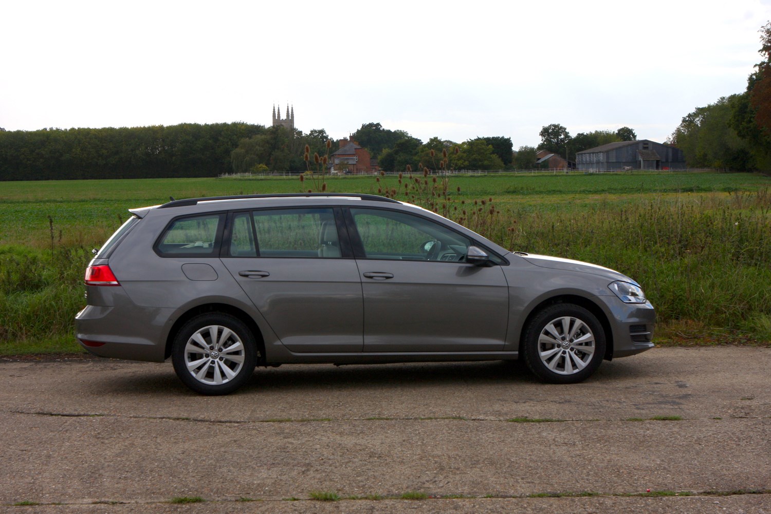 Used Volkswagen Golf Estate (2013 - 2020) Review | Parkers