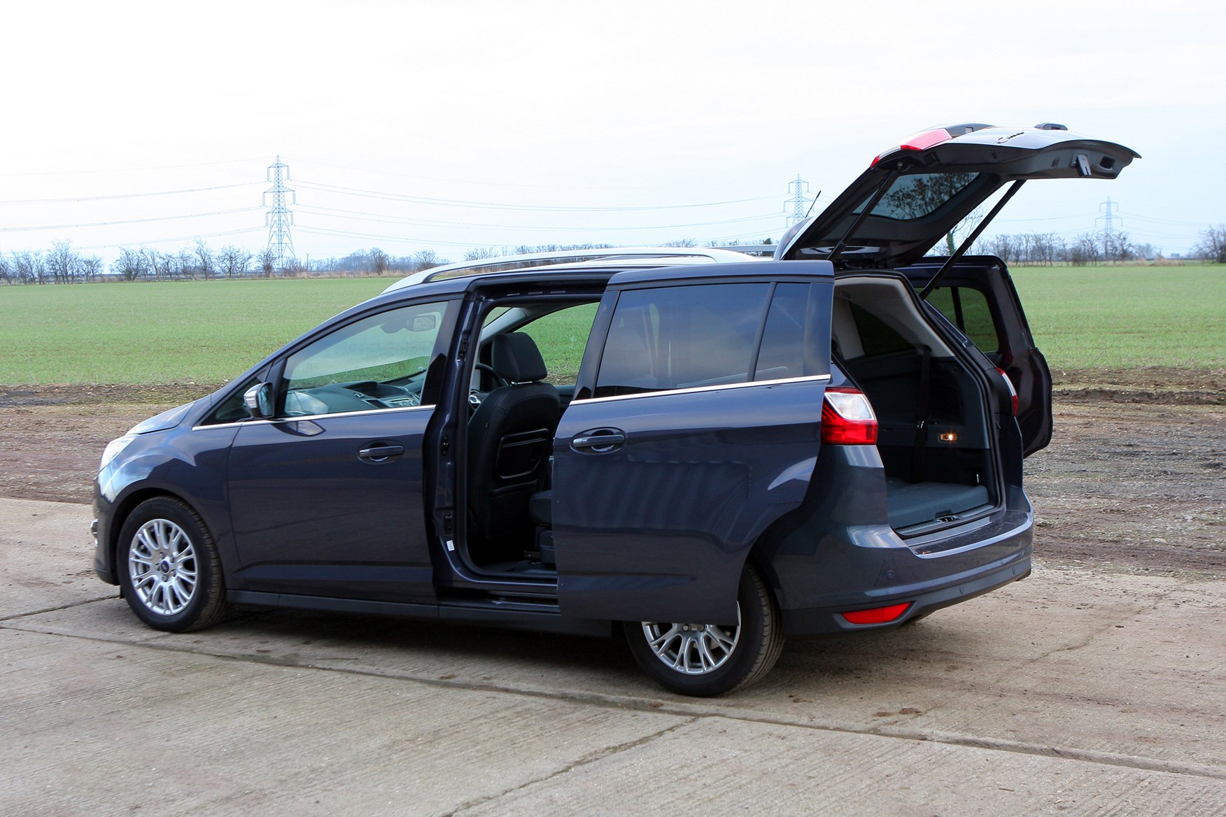 Used Ford Grand C-MAX Estate (2010 - 2019) Review | Parkers