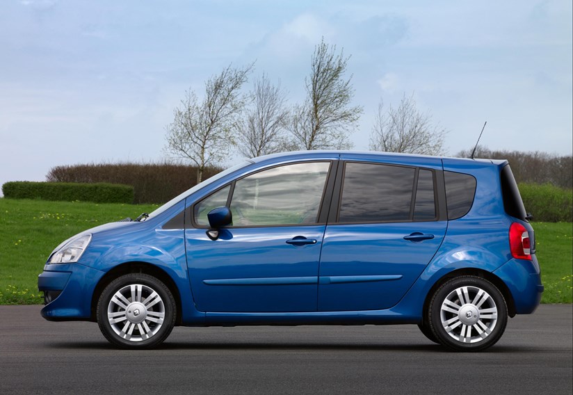 Used Renault Grand Modus Estate (2008 - 2012) boot space, practicality ...