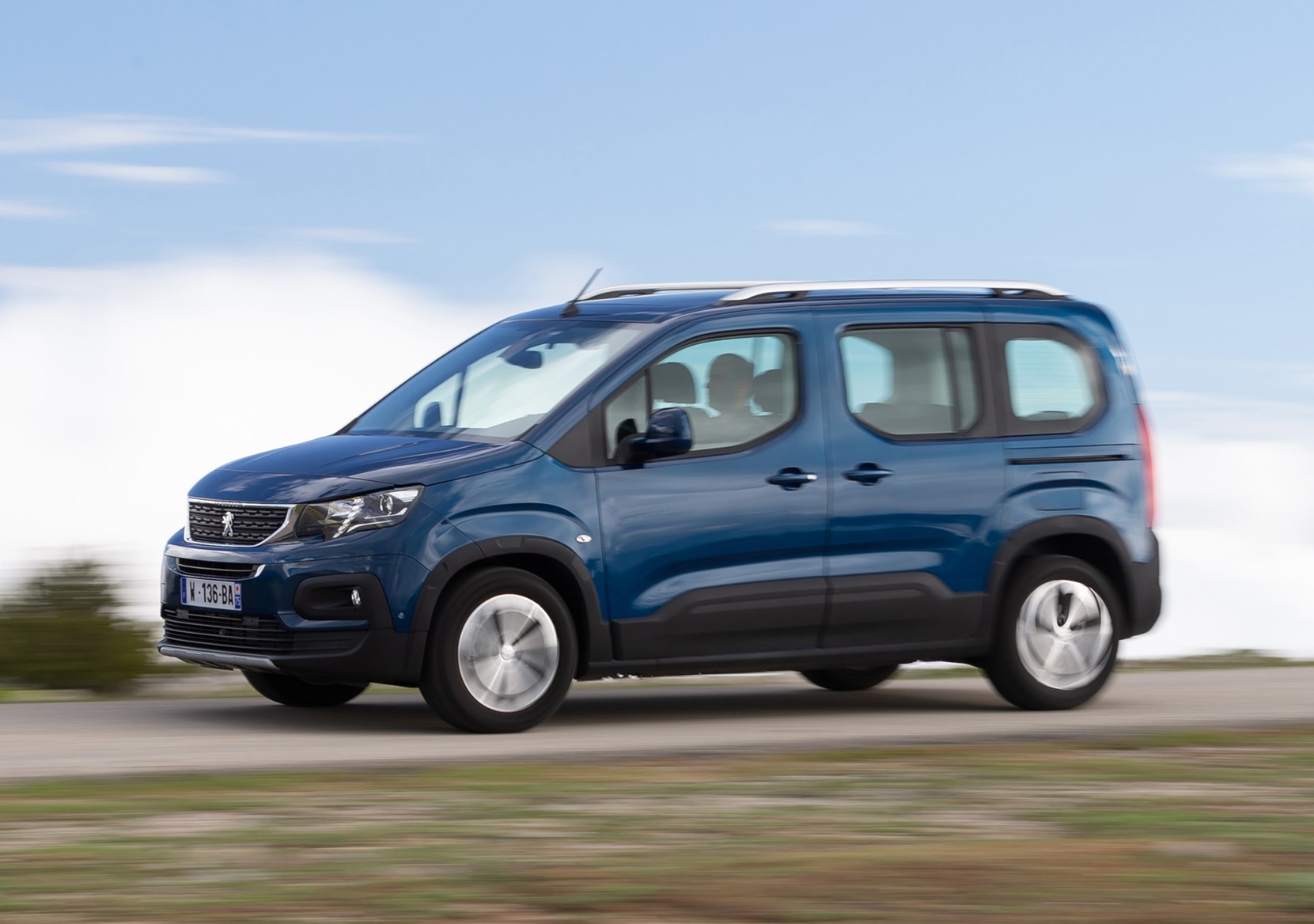 Peugeot Rifter Review (2022) | Parkers