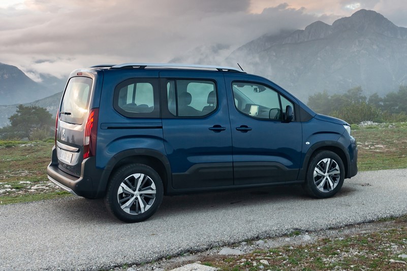 Peugeot Rifter Review (2022) | Parkers