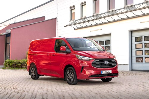 Ford Transit Custom review: Best Medium Van in the Parkers Van and ...