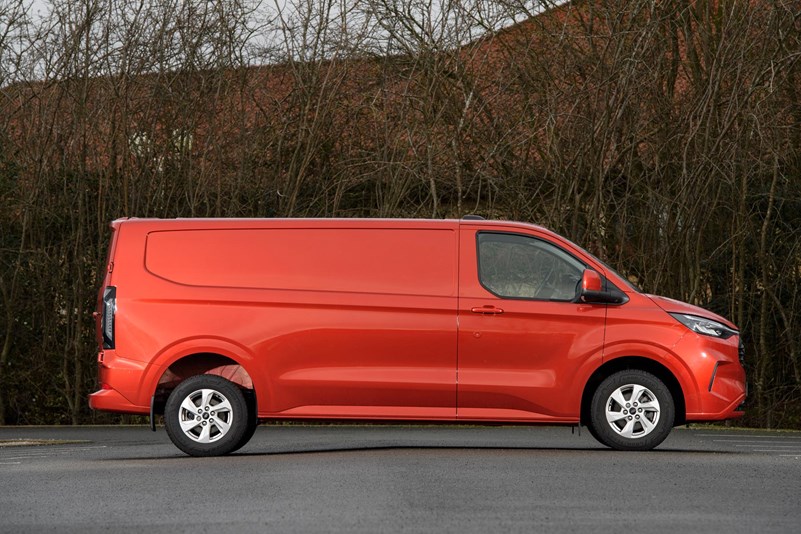 Ford Transit Custom review: Best Medium Van in the Parkers Van and ...