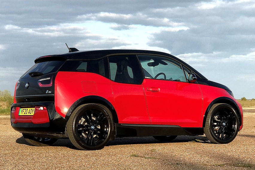 Used BMW i3 Hatchback (2013 - 2022) boot space, practicality and safety ...