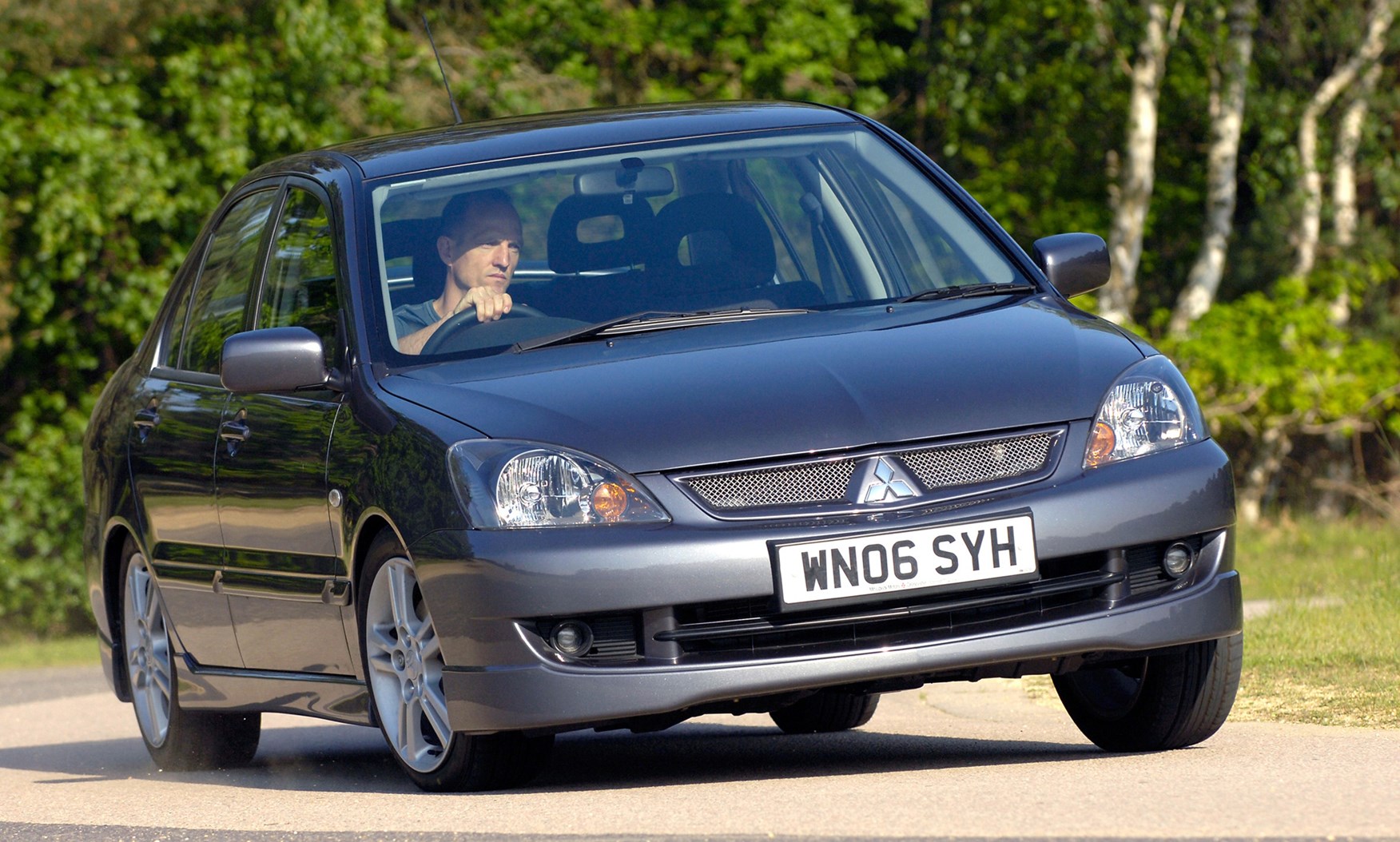 Used Mitsubishi Lancer Saloon (2005 - 2008) Review | Parkers