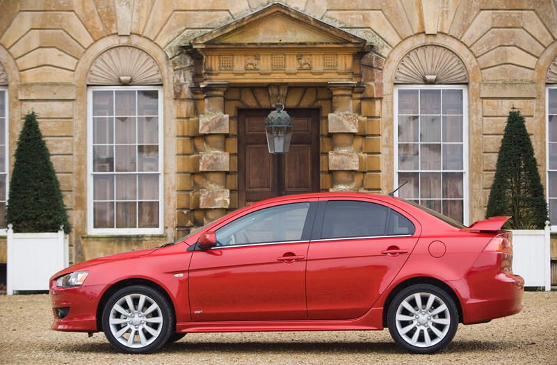Used Mitsubishi Lancer Saloon (2008 - 2010) boot space, practicality ...
