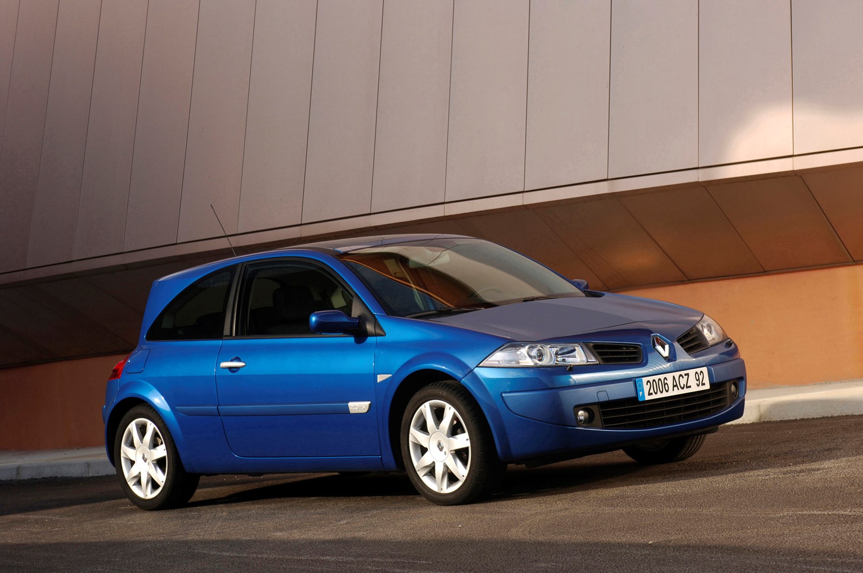 Used Renault Megane Hatchback (2006 - 2009) Review | Parkers