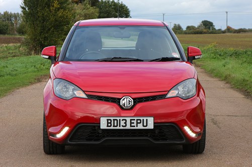 MG Motor UK MG3 (2022) boot space, practicality and safety | Parkers