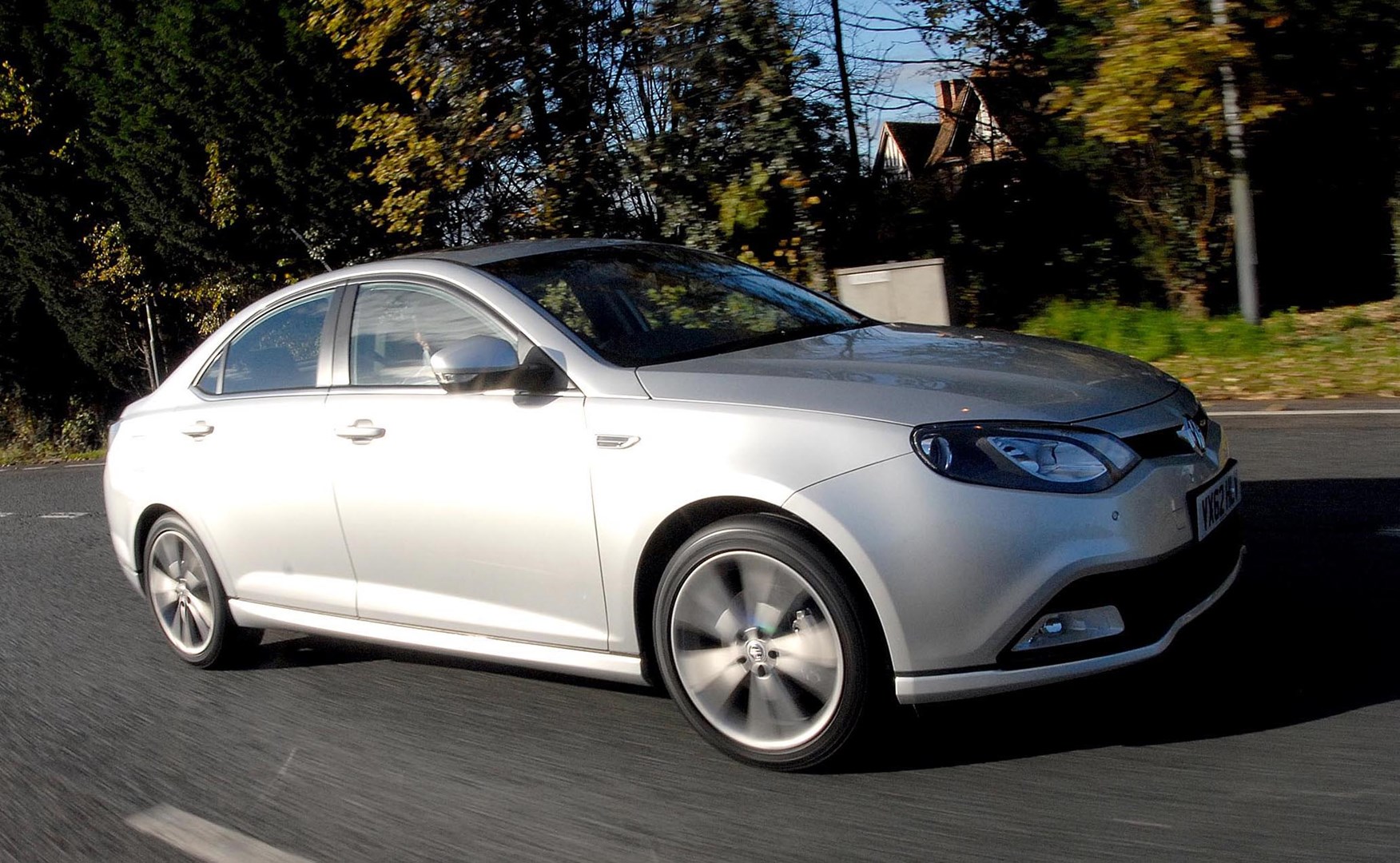 Used MG Motor UK MG6 Hatchback (2011 - 2016) Review | Parkers