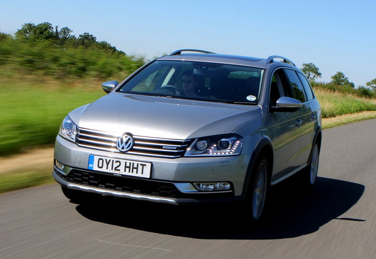 Used Volkswagen Passat Alltrack (2012 - 2014) boot space, practicality ...