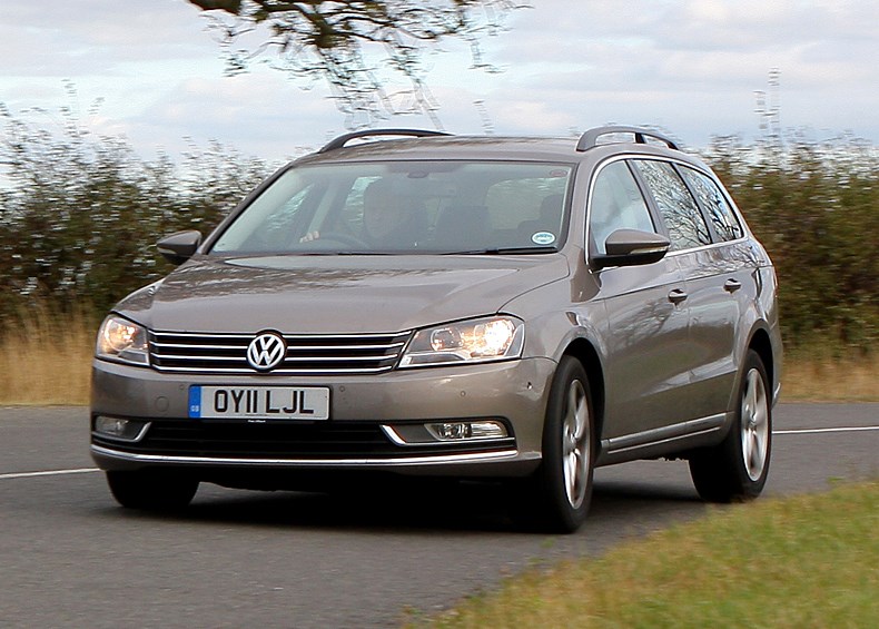 Used Volkswagen Passat Estate (2011 - 2014) Review | Parkers