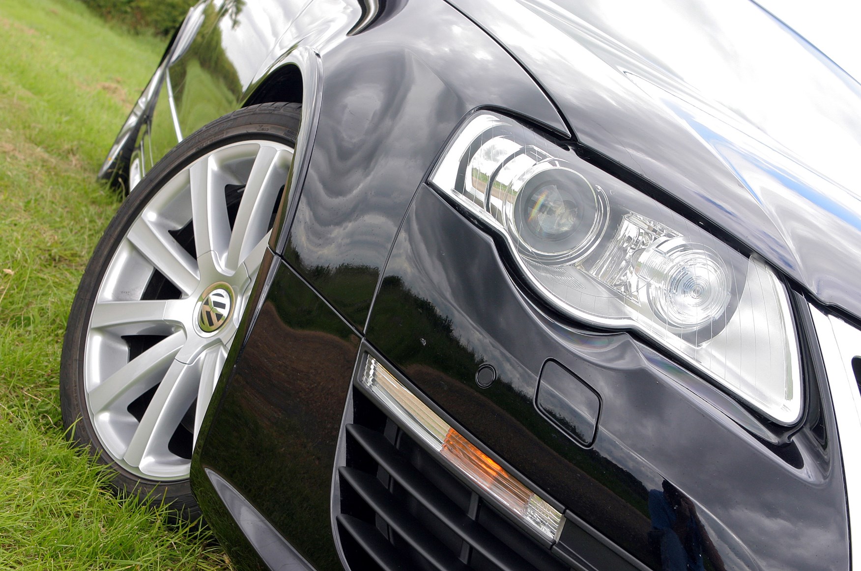 Used Volkswagen Passat R36 (2008 - 2010) engines | Parkers