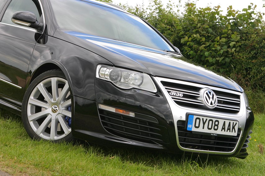 Used Volkswagen Passat R36 (2008 - 2010) engines | Parkers