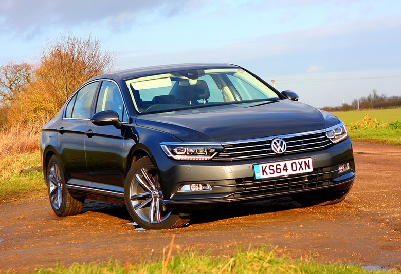 Used Volkswagen Passat Saloon (2015 - 2021) Review | Parkers