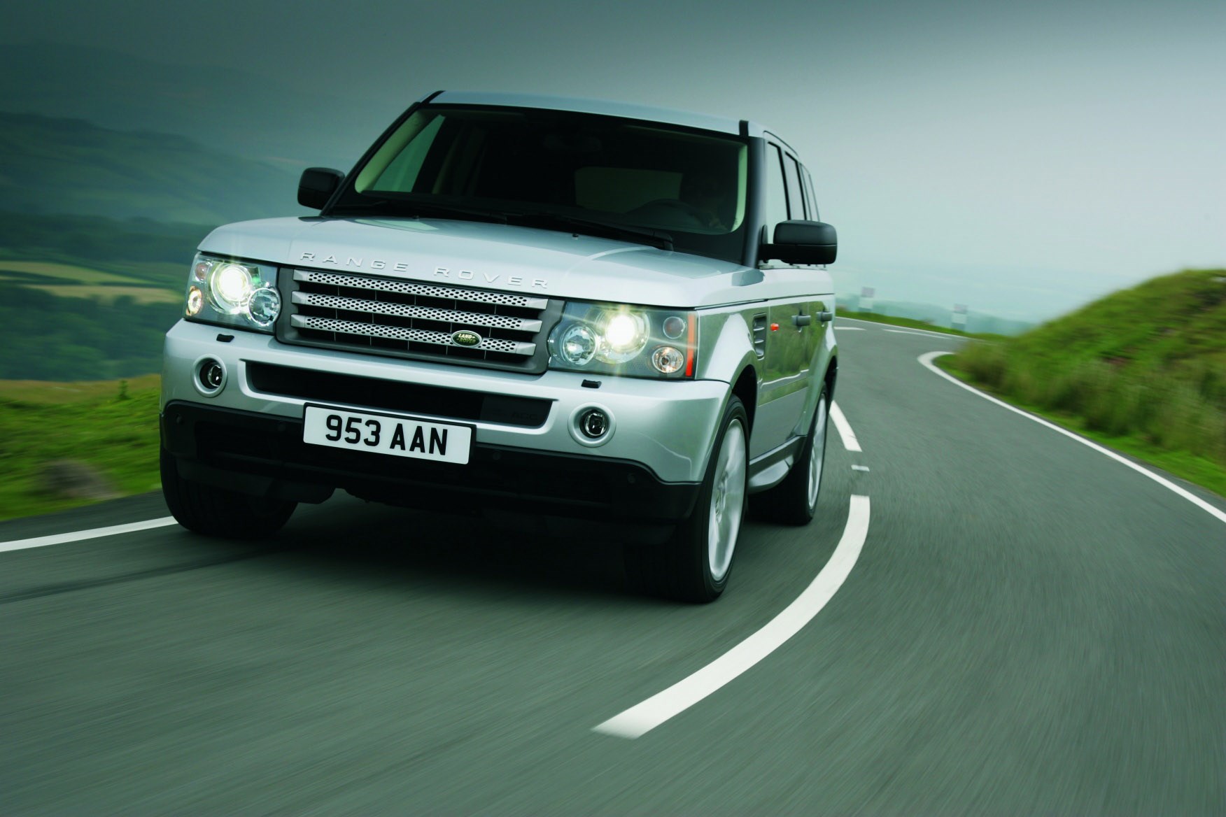 Used Land Rover Range Rover Sport Estate (2005 - 2013) Review | Parkers