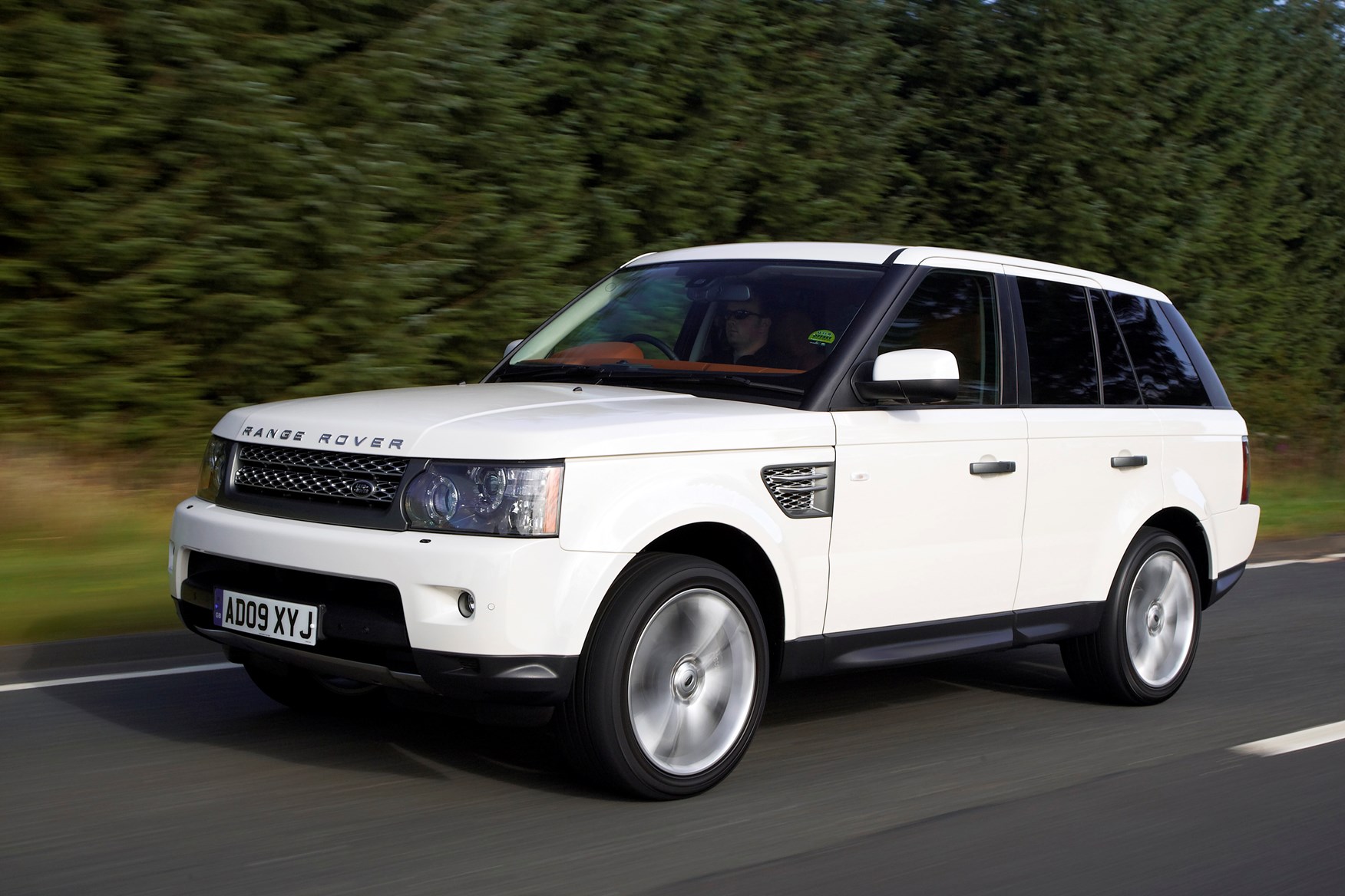 Used Land Rover Range Rover Sport Estate (2005 - 2013) Review | Parkers