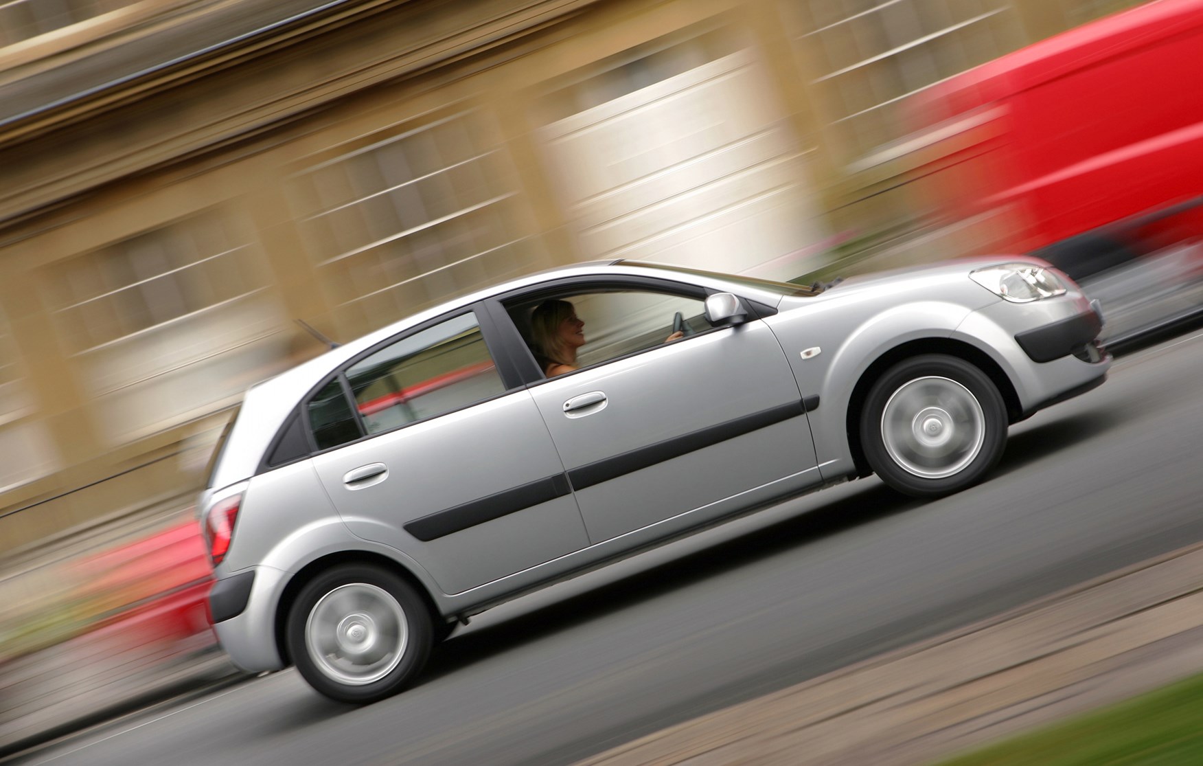 Used Kia Rio Hatchback (2005 - 2011) Review | Parkers