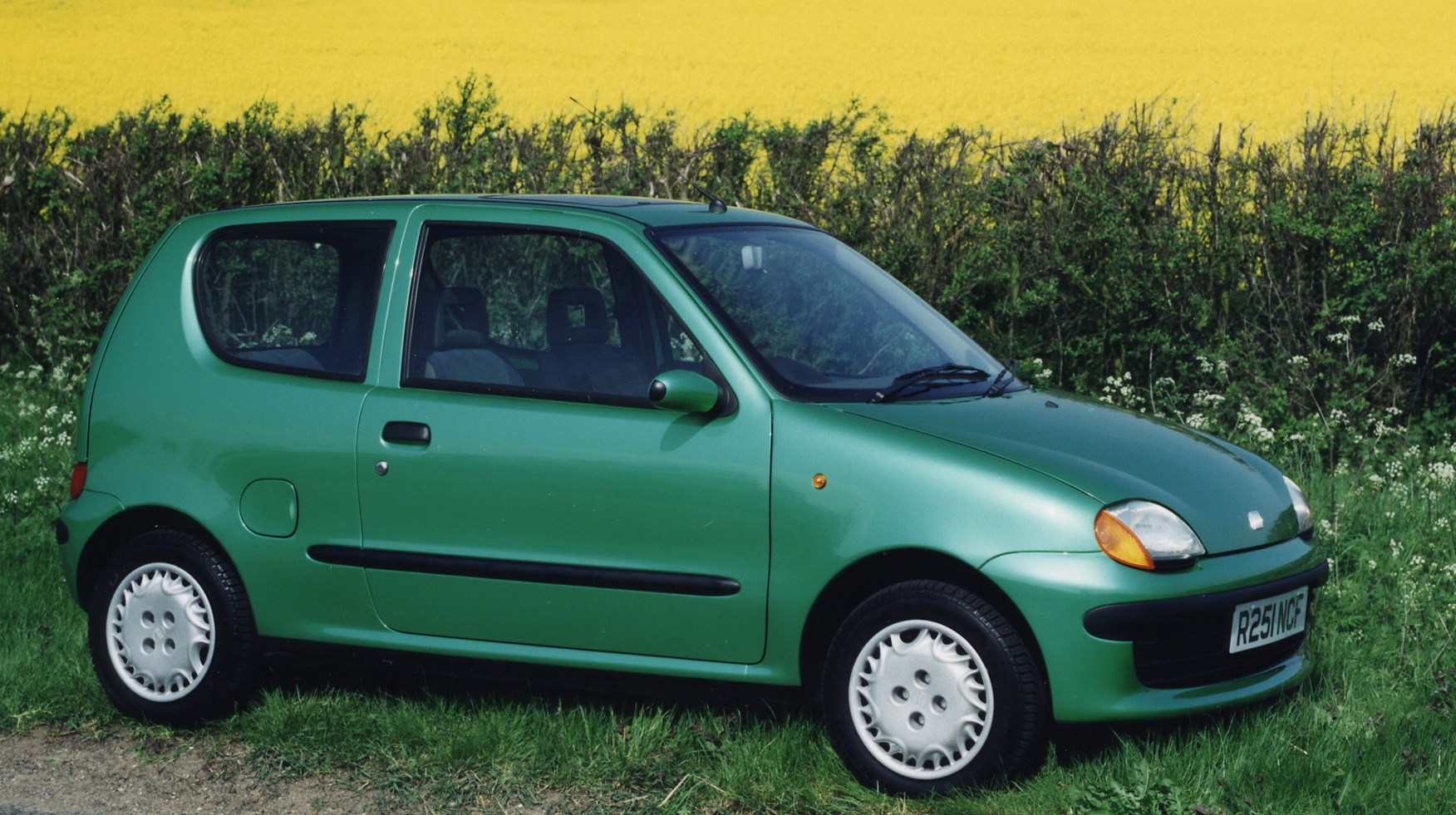 Used Fiat Seicento Hatchback (1998 - 2004) interior, tech and comfort ...