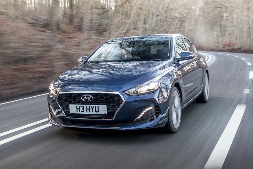 Hyundai i30 Fastback (2022) boot space, practicality and safety | Parkers