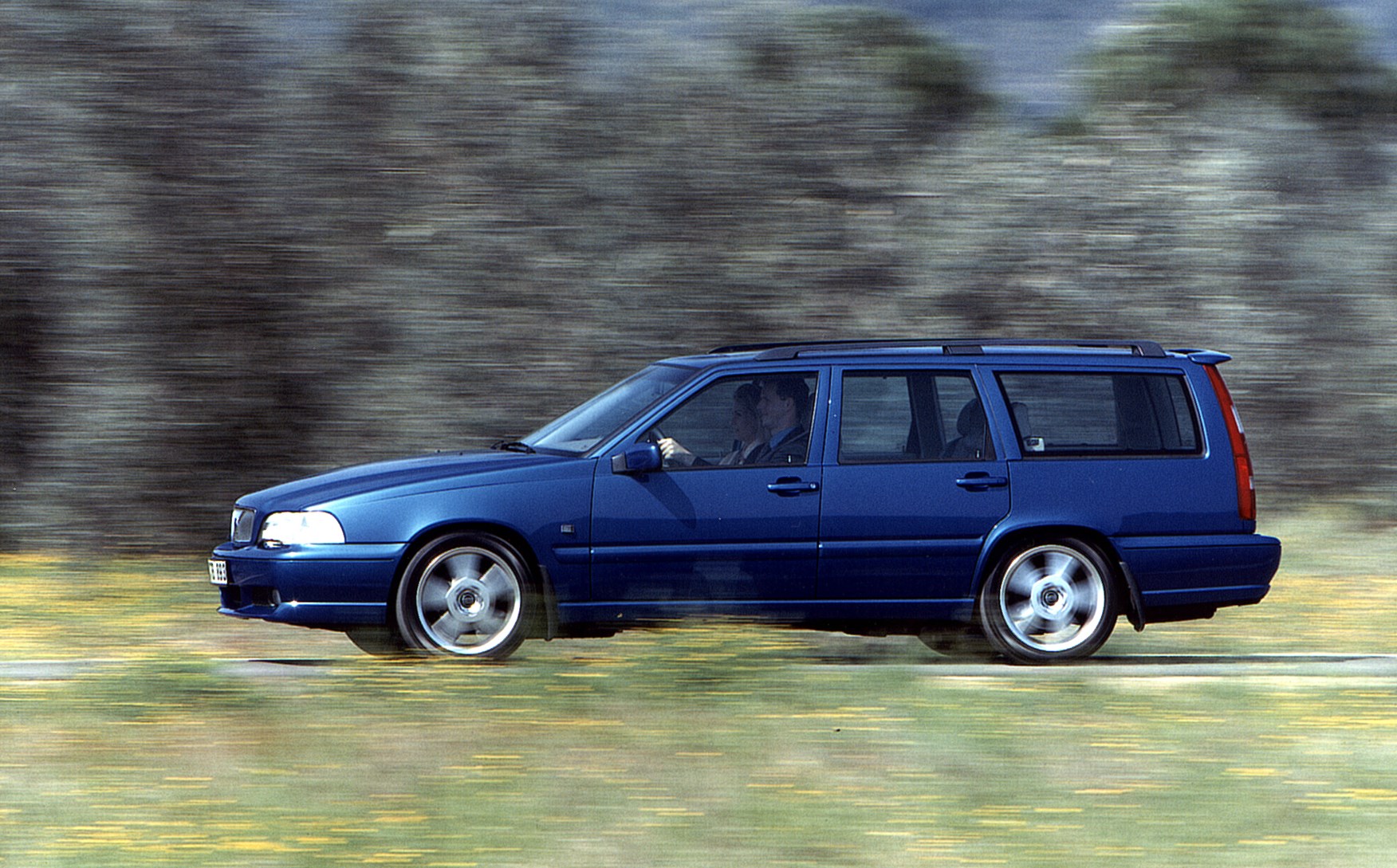 Used Volvo V70 Estate (1996 - 2001) Review | Parkers