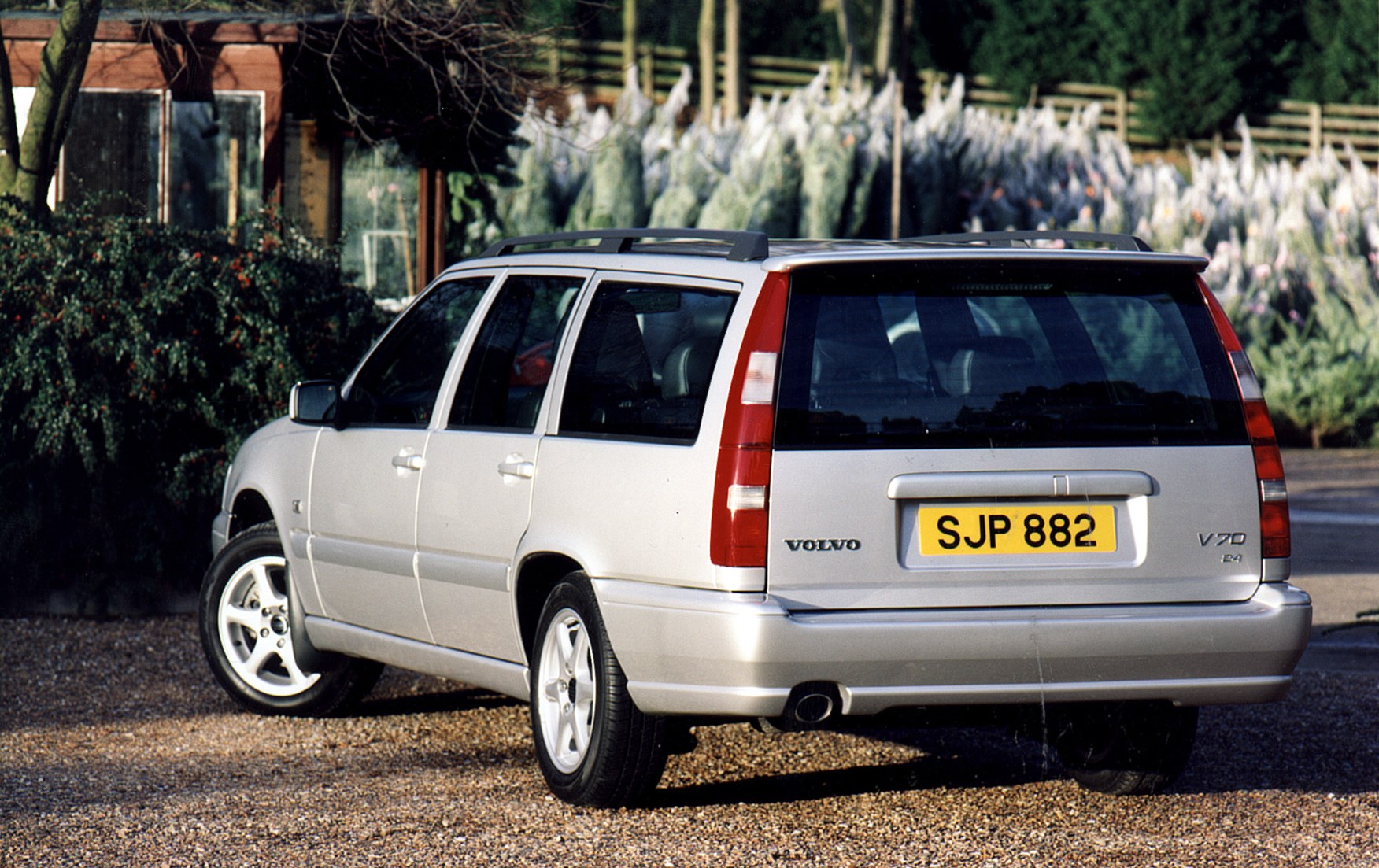 Used Volvo V70 Estate (1996 - 2001) Review | Parkers