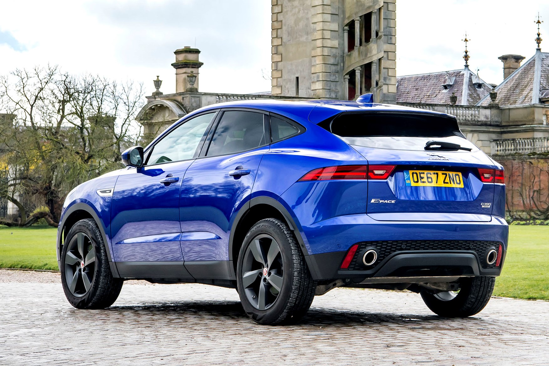Jaguar E-Pace Review (2022) | Parkers