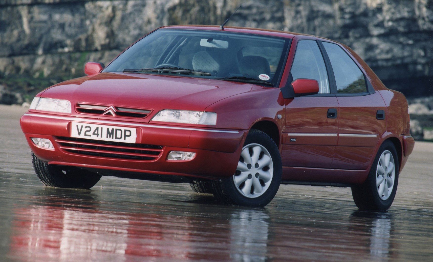Used Citroën Xantia Hatchback (1993 - 2001) interior, tech and comfort ...