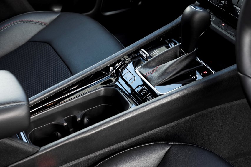 Jeep Compass (2022) boot space, practicality and safety | Parkers