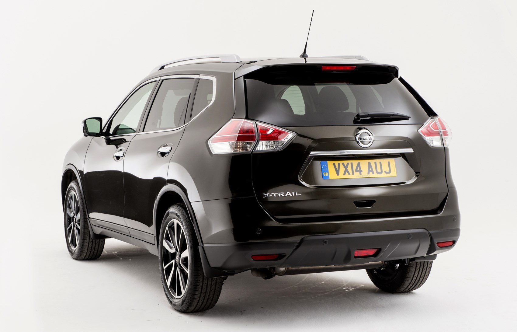 Nissan X-Trail (2022) boot space, practicality and safety | Parkers