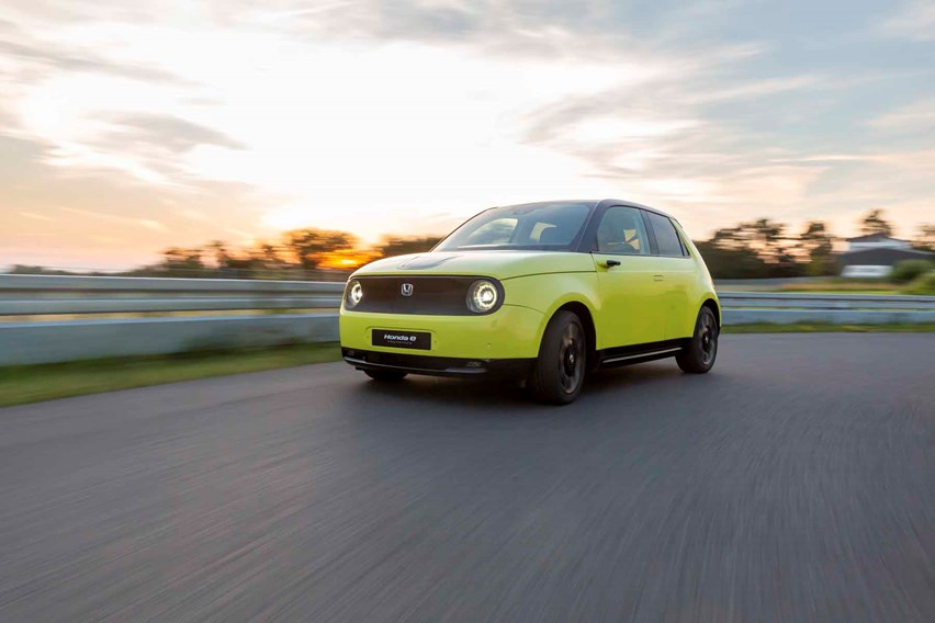 Honda e Review (2022) | Parkers