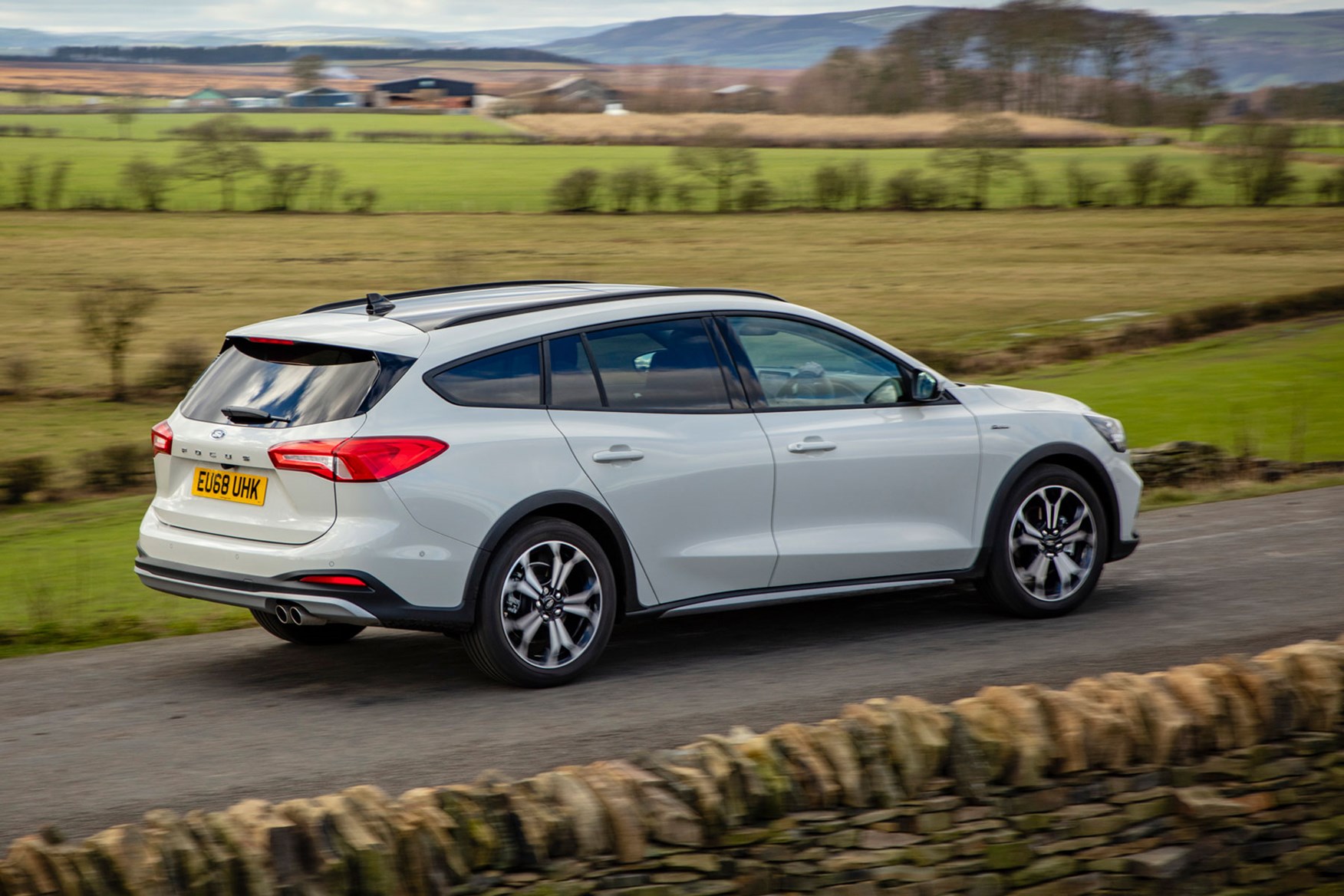 Ford Focus Active Estate Review (2022) | Parkers