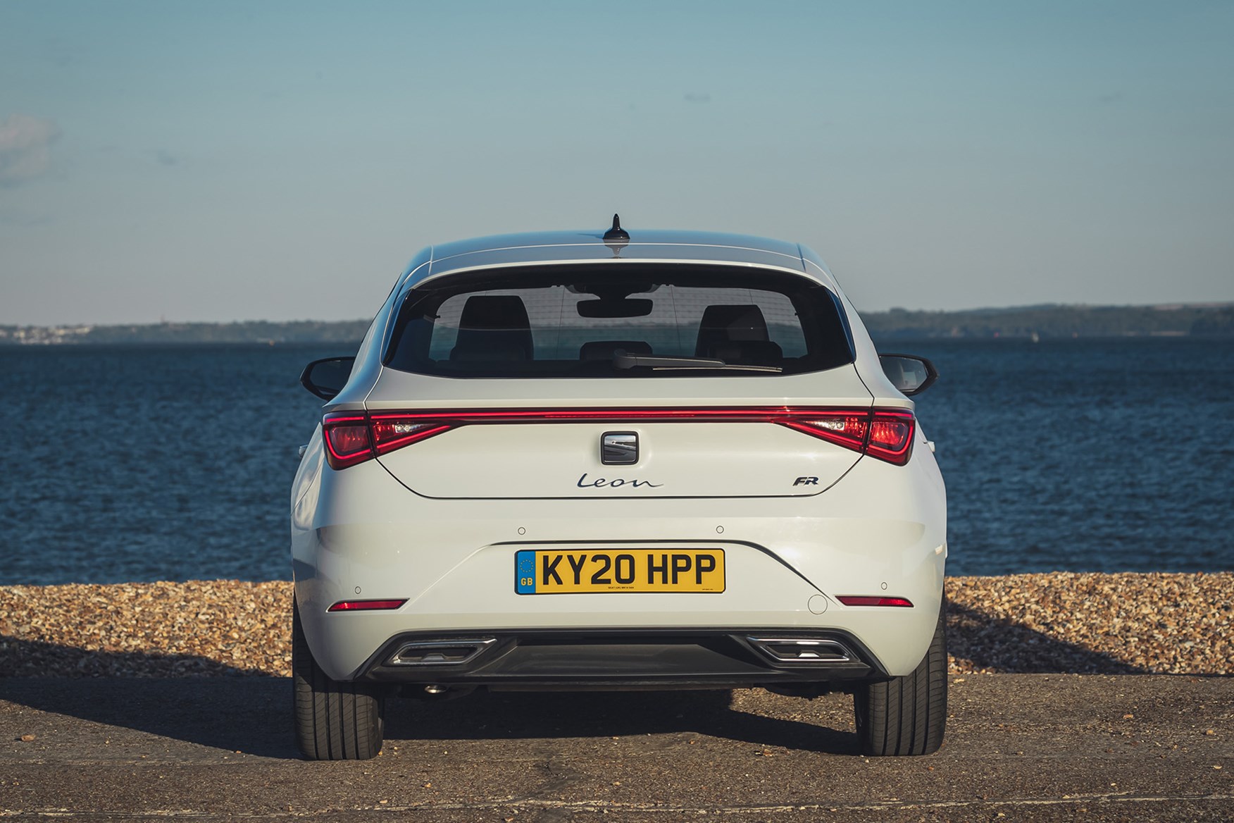 SEAT Leon (2022) boot space, practicality and safety | Parkers