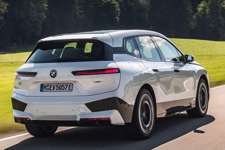BMW iX (2022) boot space, practicality and safety | Parkers