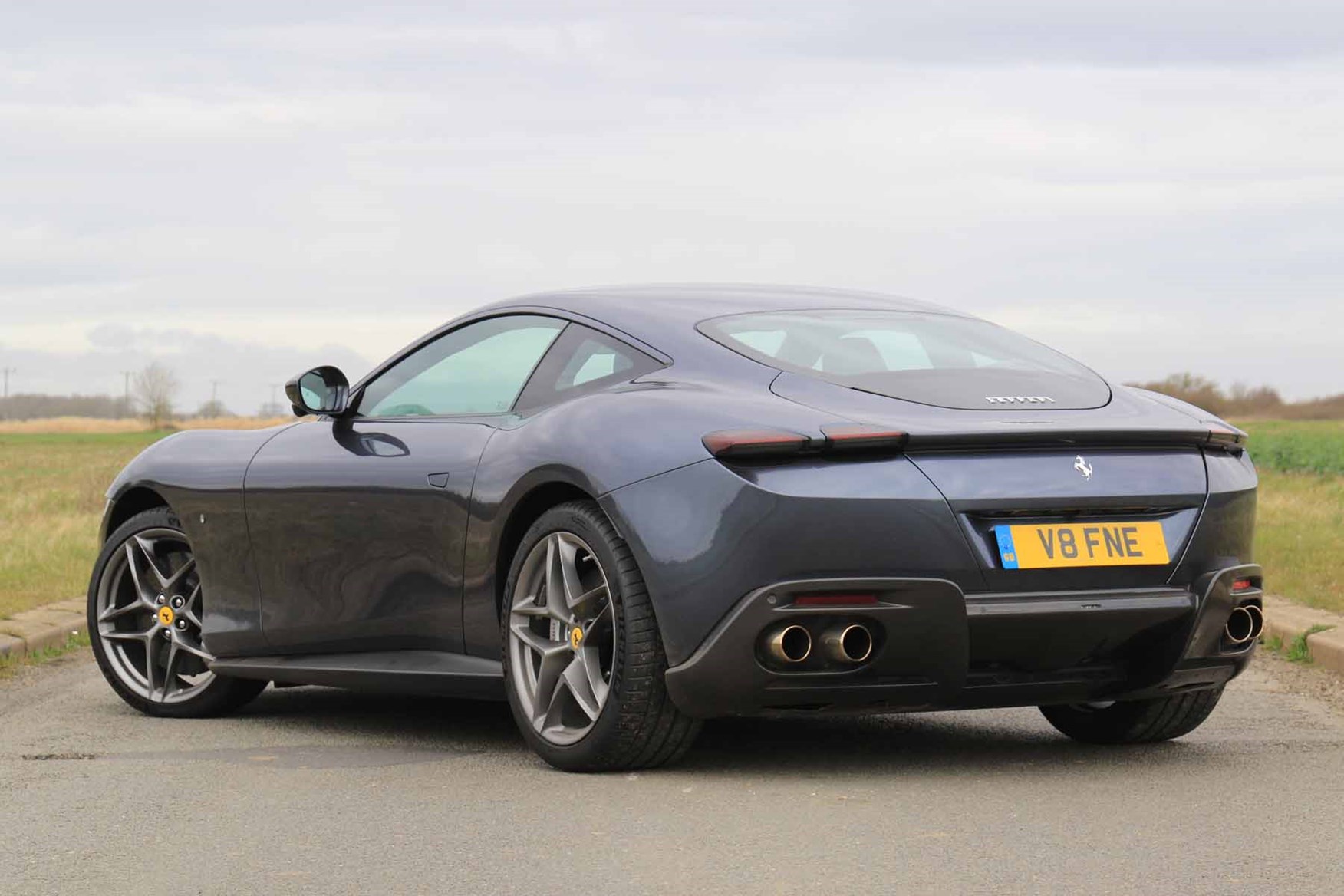 Ferrari Roma (2022) interior, tech and comfort | Parkers