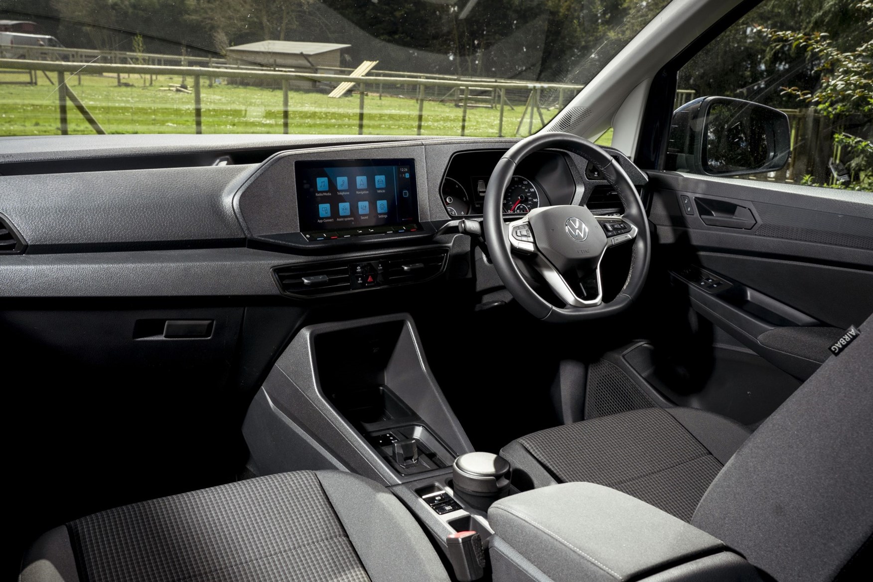 Volkswagen Caddy California Review (2021)