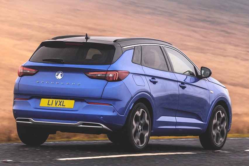 Vauxhall Grandland Review (2022) | Parkers
