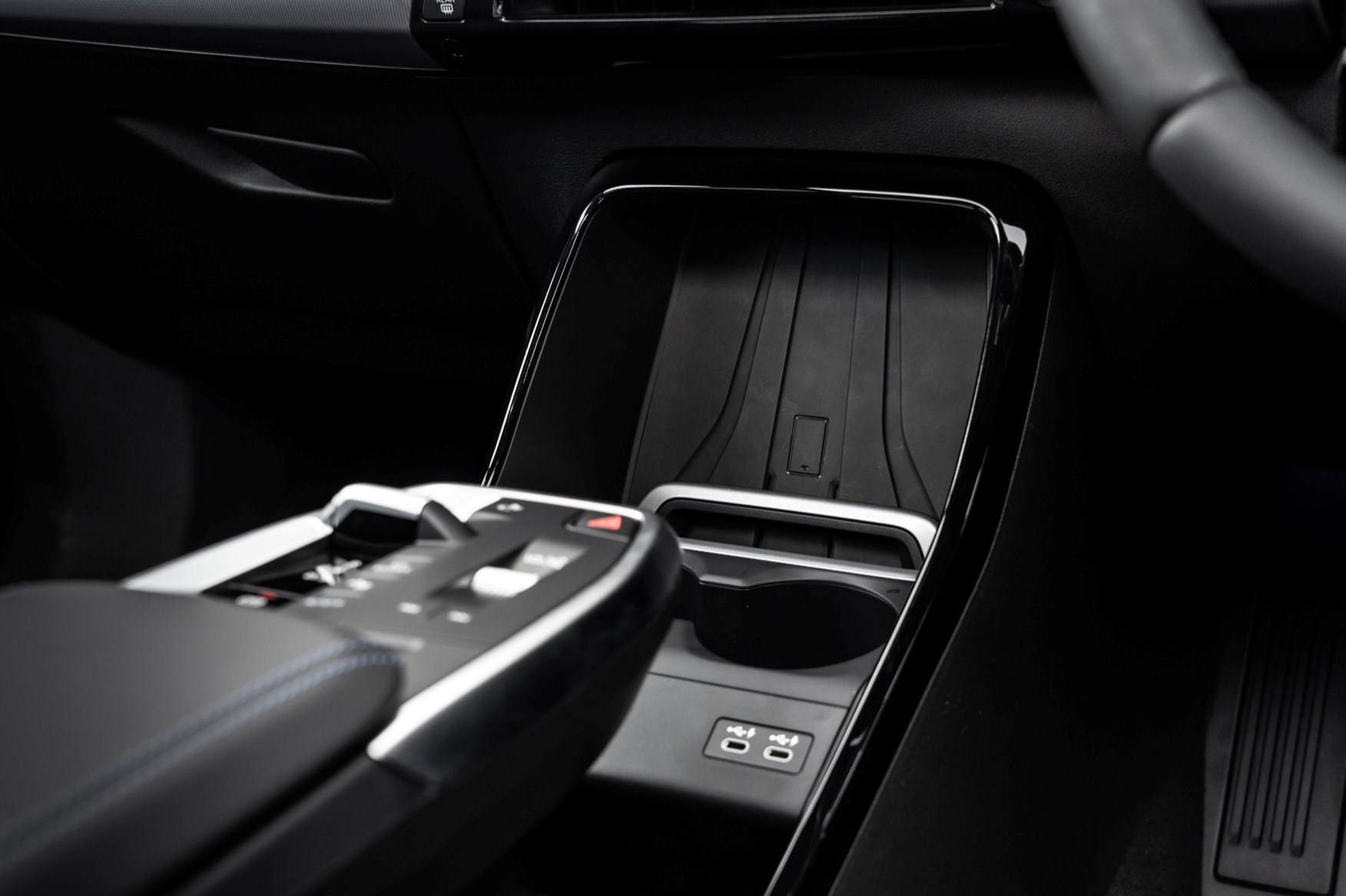 BMW 2-Series Active Tourer (2022) boot space, practicality and safety ...