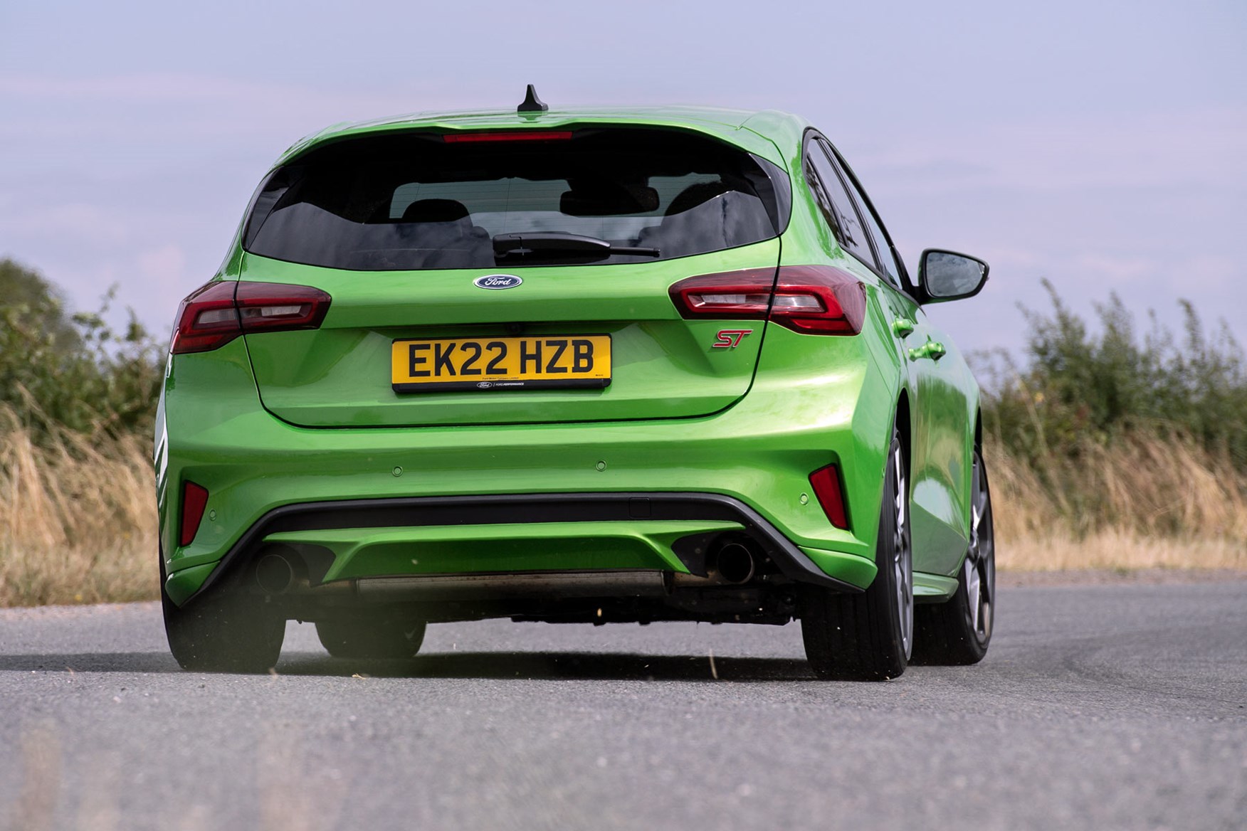 Ford Focus ST Review (2022) | Parkers