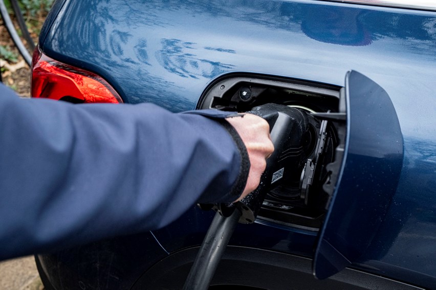 Mercedes-Benz EQB (2022) boot space, practicality and safety | Parkers