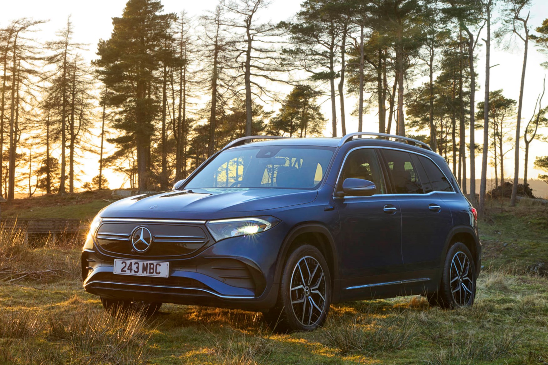 Mercedes-Benz EQB (2022) boot space, practicality and safety | Parkers